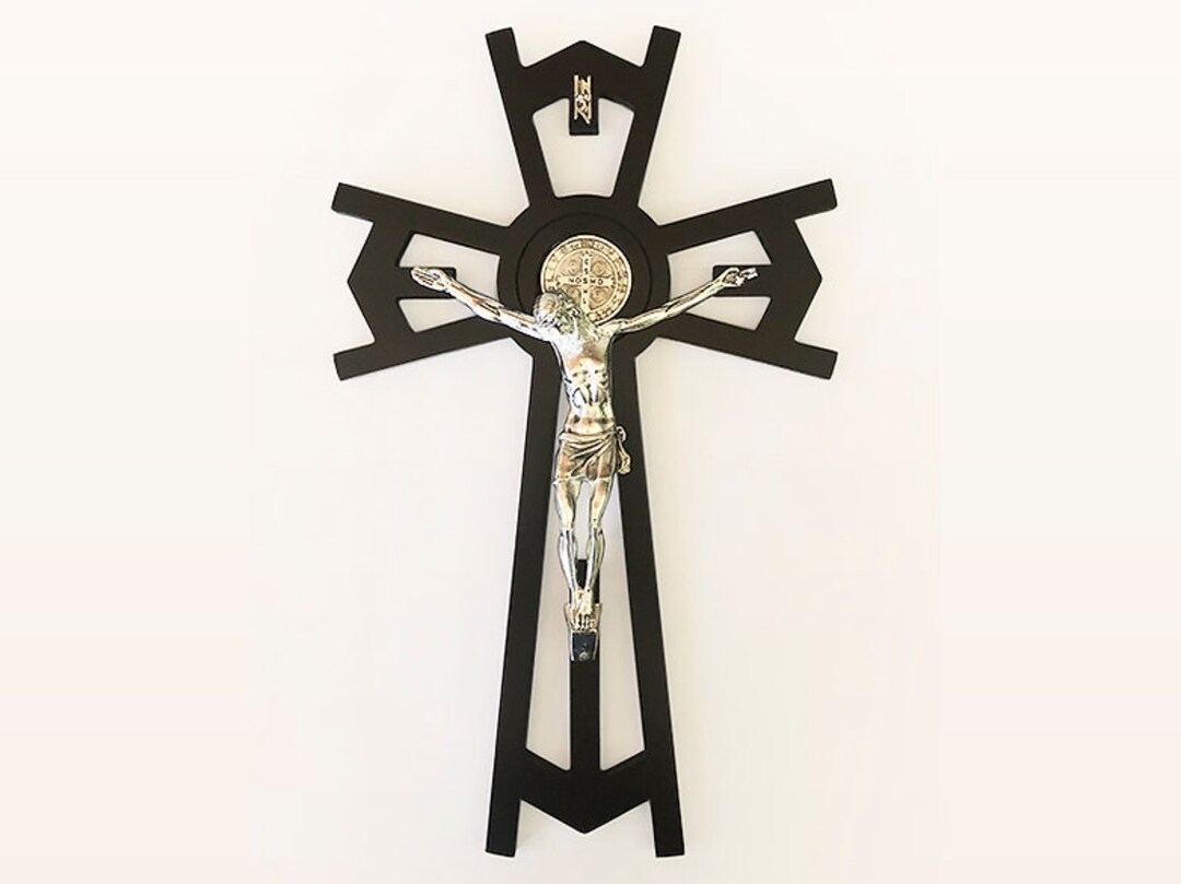 Catholic Cross / Catholic Crucifix With Saint Benedict Medal and INRI ...