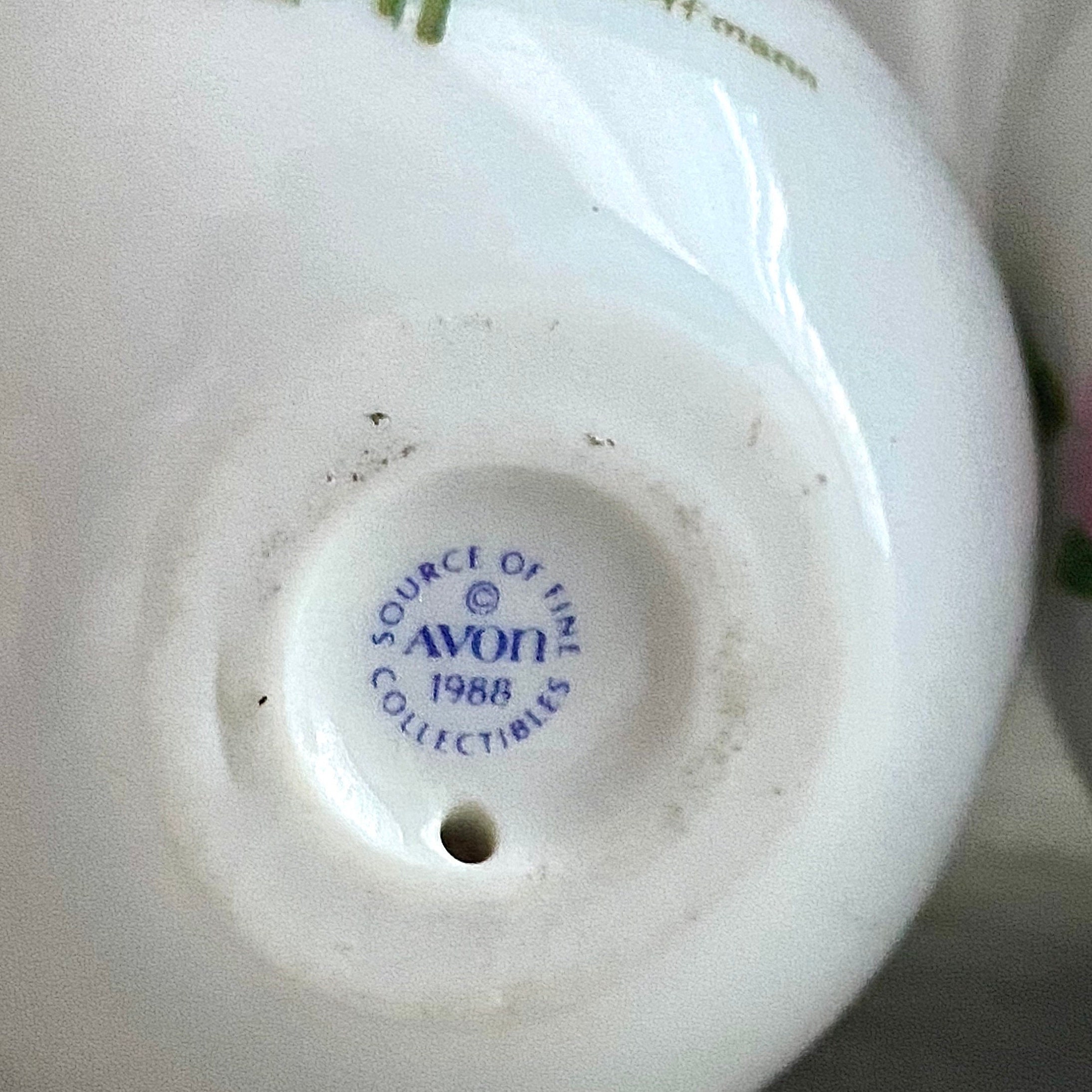 Set of Vintage Avon Porcelain Eggs - Etsy