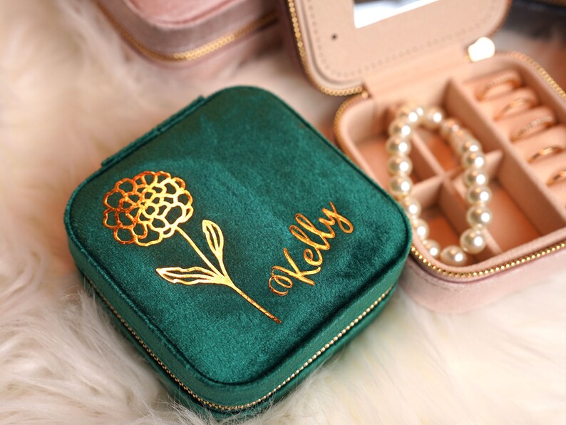 Personalized Birth Flower Velvet Jewelry Box: Bridesmaid Travel Case - Etsy