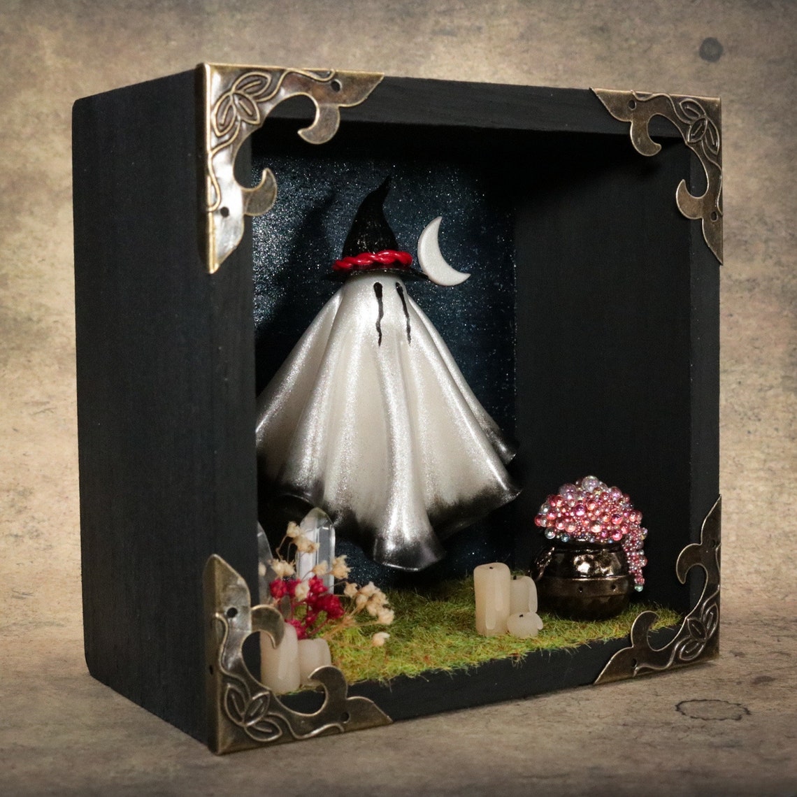 Floating Dark Witch Ghost Story Box / Shadow Box Diorama - Etsy
