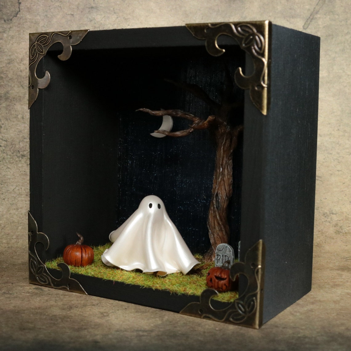 Ghost Story Box / Shadow Box Cemetery Diorama - Etsy