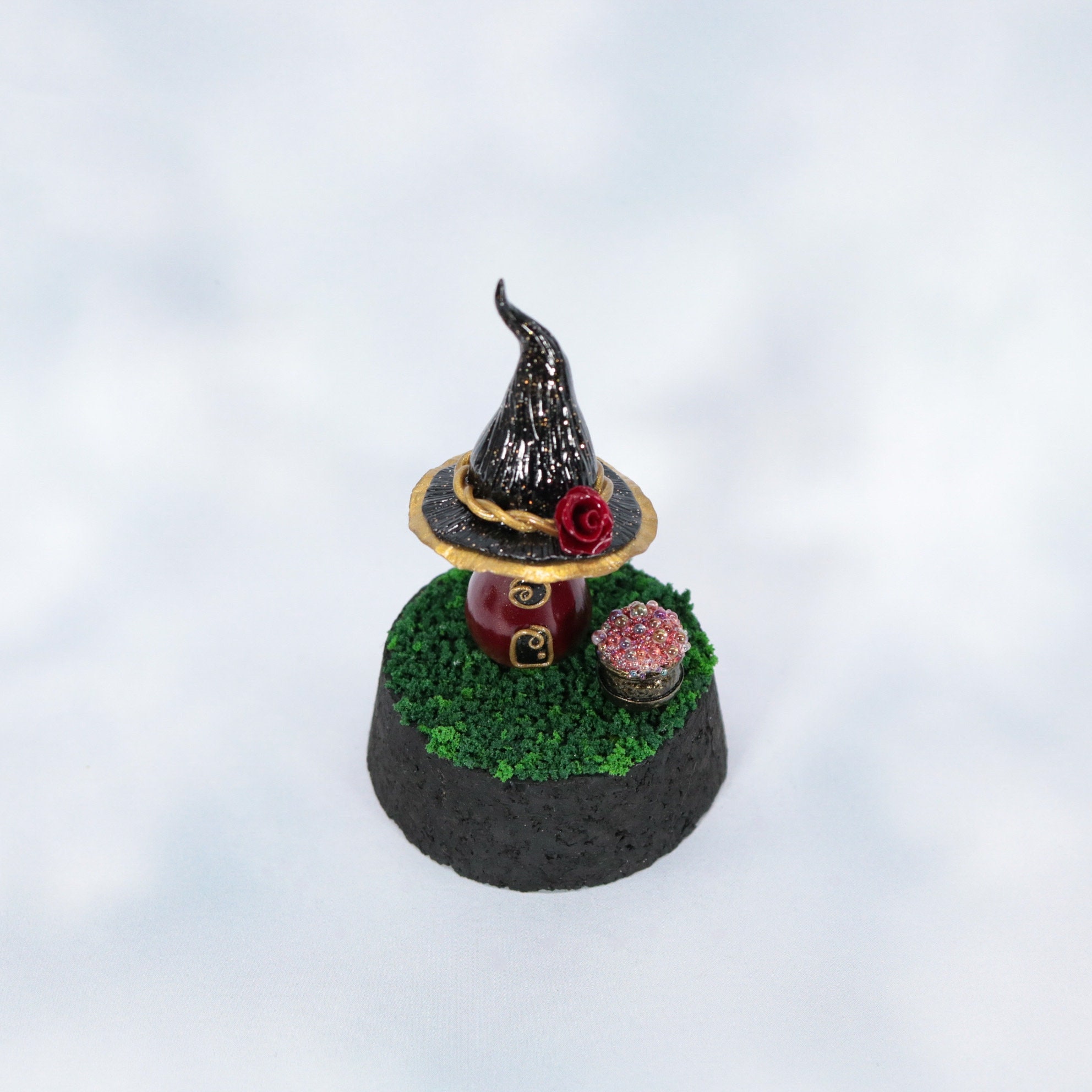 Miniature Witch Hat Fairy House With Cauldron / 3.5” Cloche Glass Dome ...