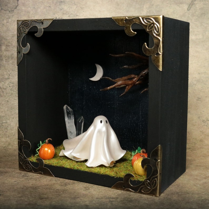 Ghost Story Box / Shadow Box Pumpkin Patch Diorama - Etsy