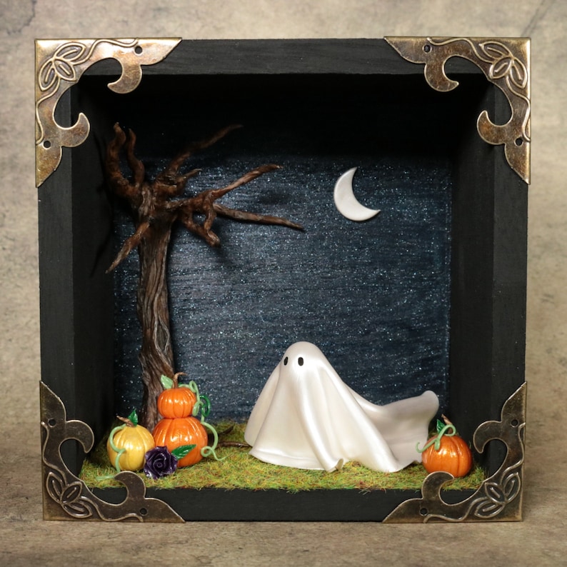 Ghost Story Box / Shadow Box Pumpkin Patch Diorama - Etsy