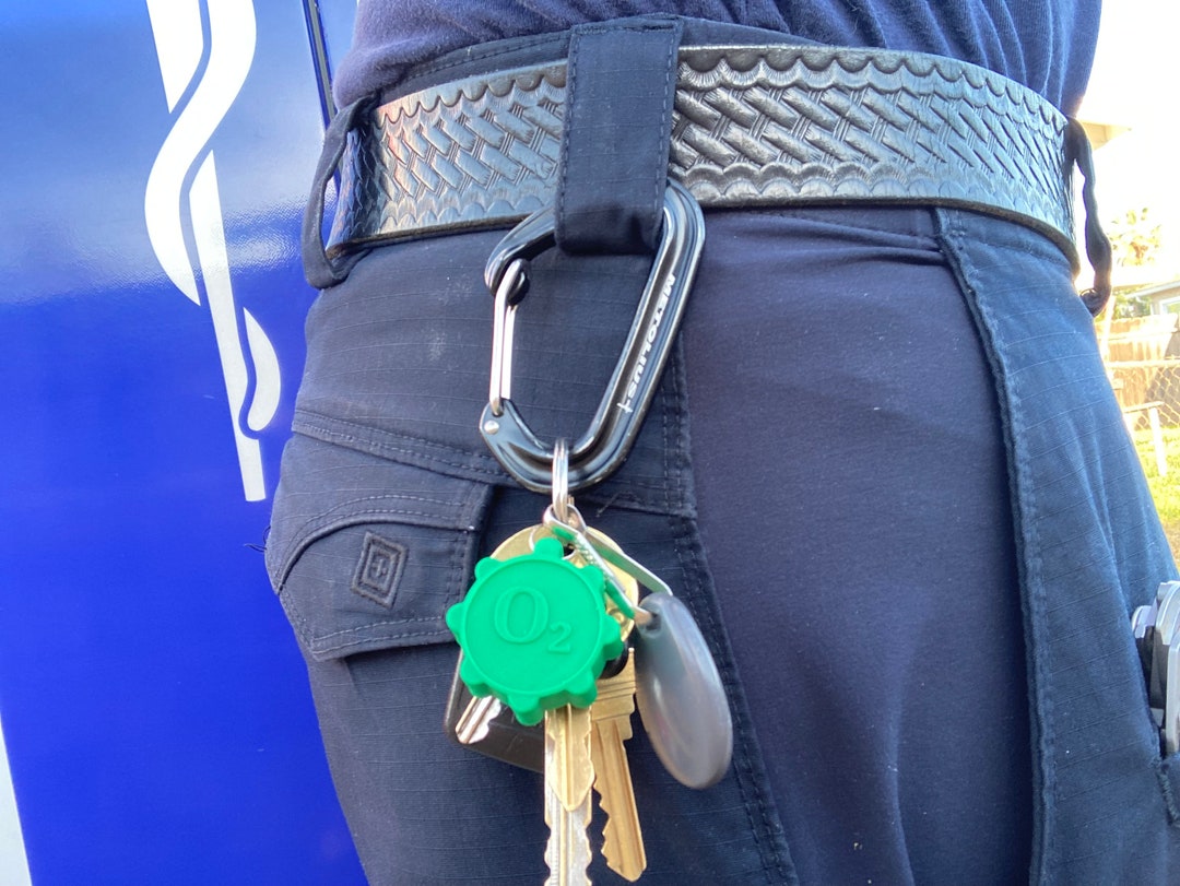 Oxygen Tank Opener Keychain | for First Responders, Emts, Paramedics ...