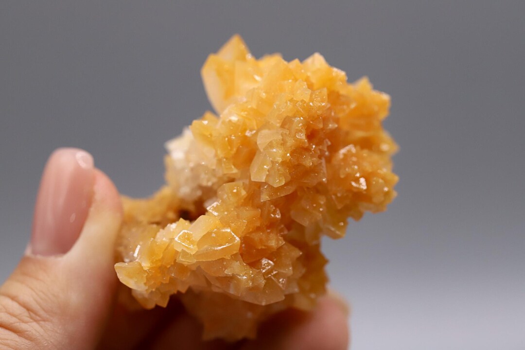 Orange Flower Calcite From Yunnan, China | UV Calcite - Etsy