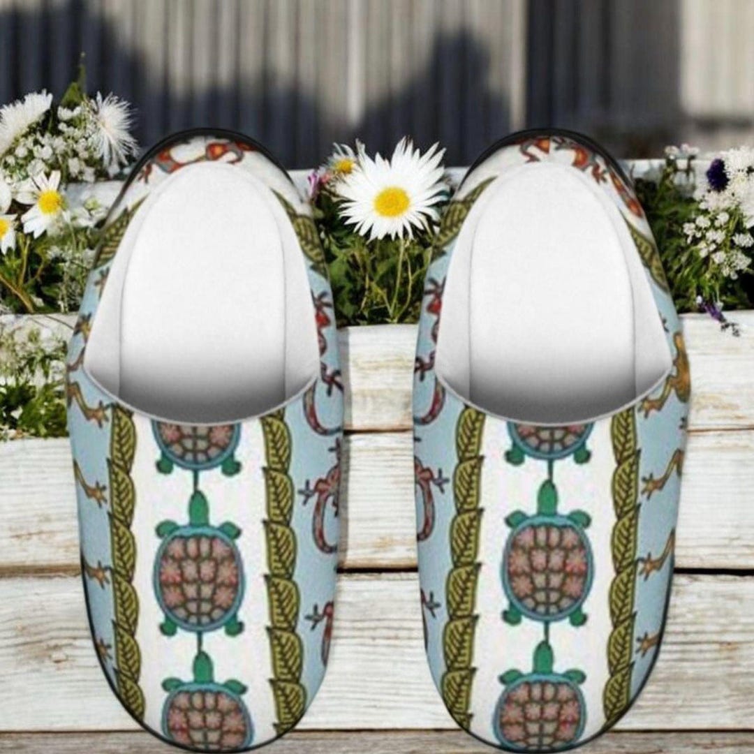 Snapping Turtles Lizards & Frogs Women's Indoor Slippers, Women Turtle ...