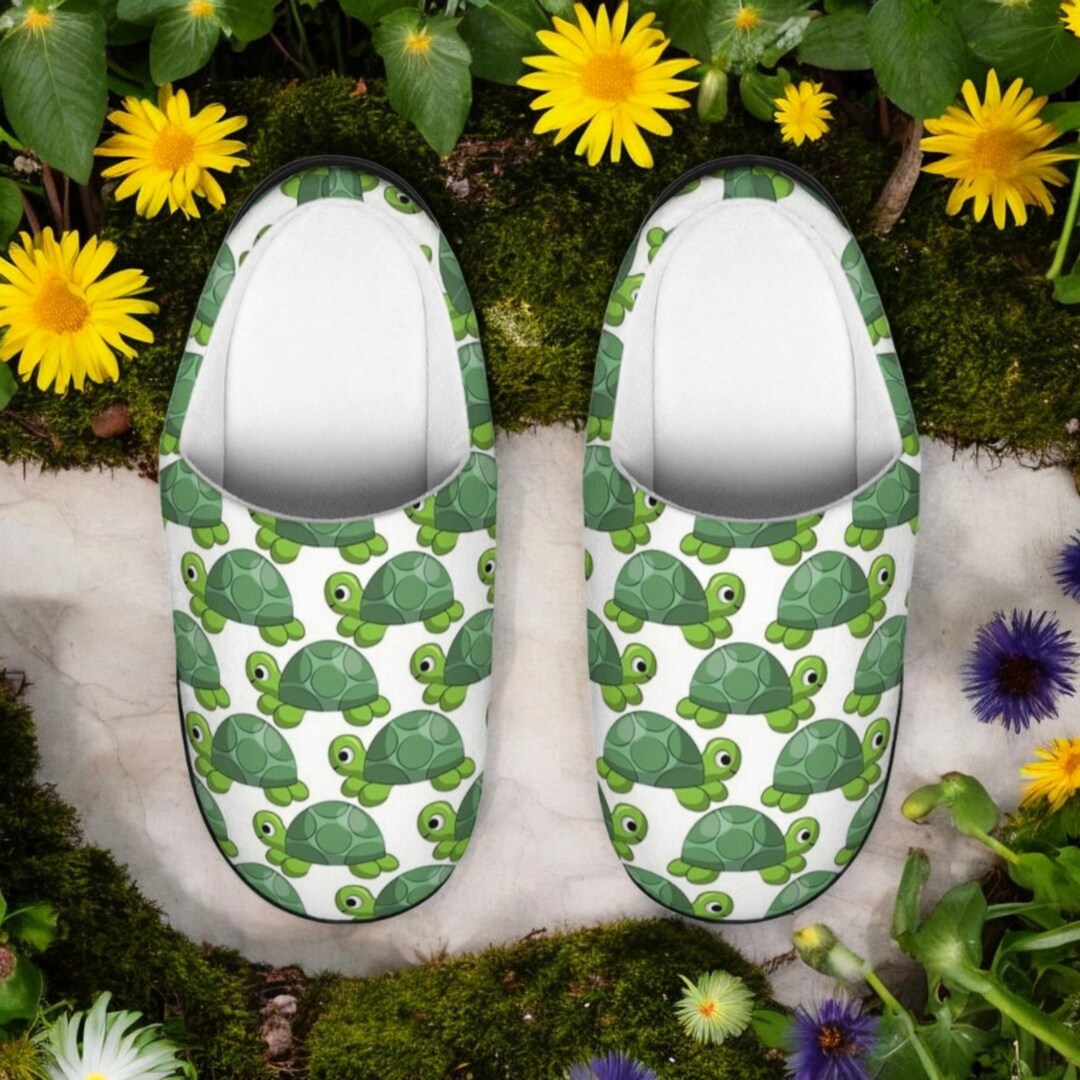 Happy Green Turtle Artistic Design Womens Custom Design Indoor Artful ...