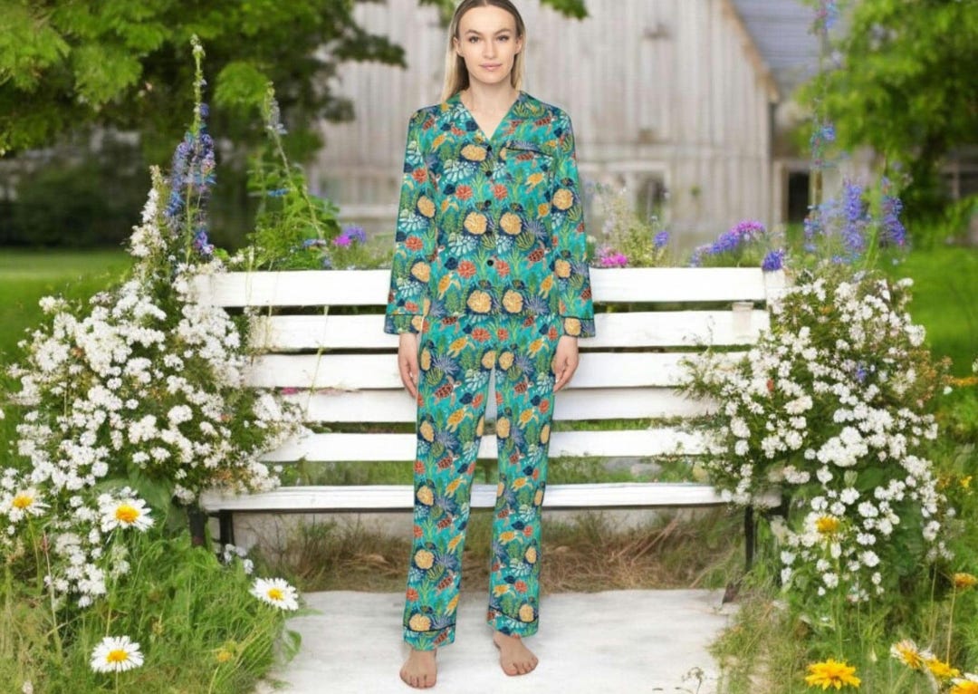 Tropical Terrapin Women's Satin Pajama Set, Colorful Sea Turtle ...