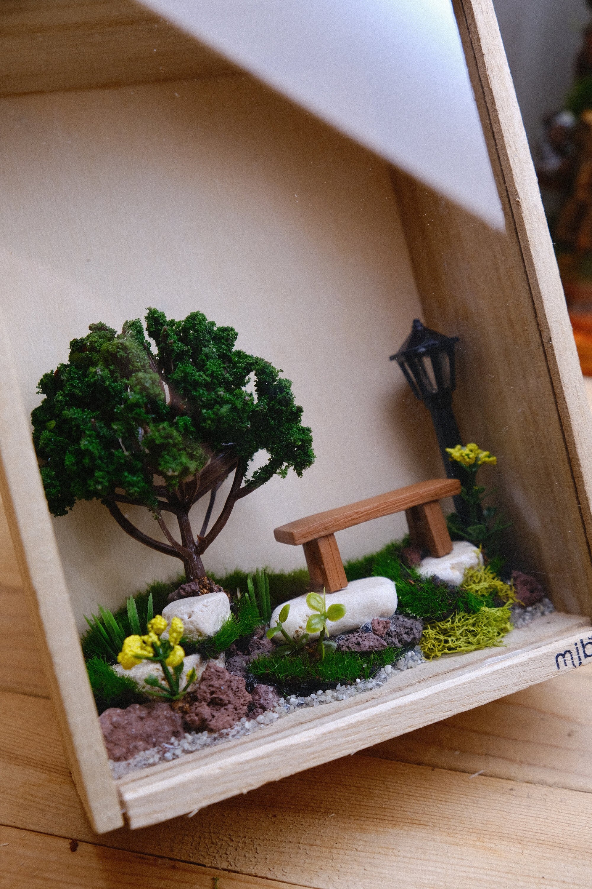 Tiny Bench Handmade Art Miniature Forest Tree Terrarium Art Diorama ...