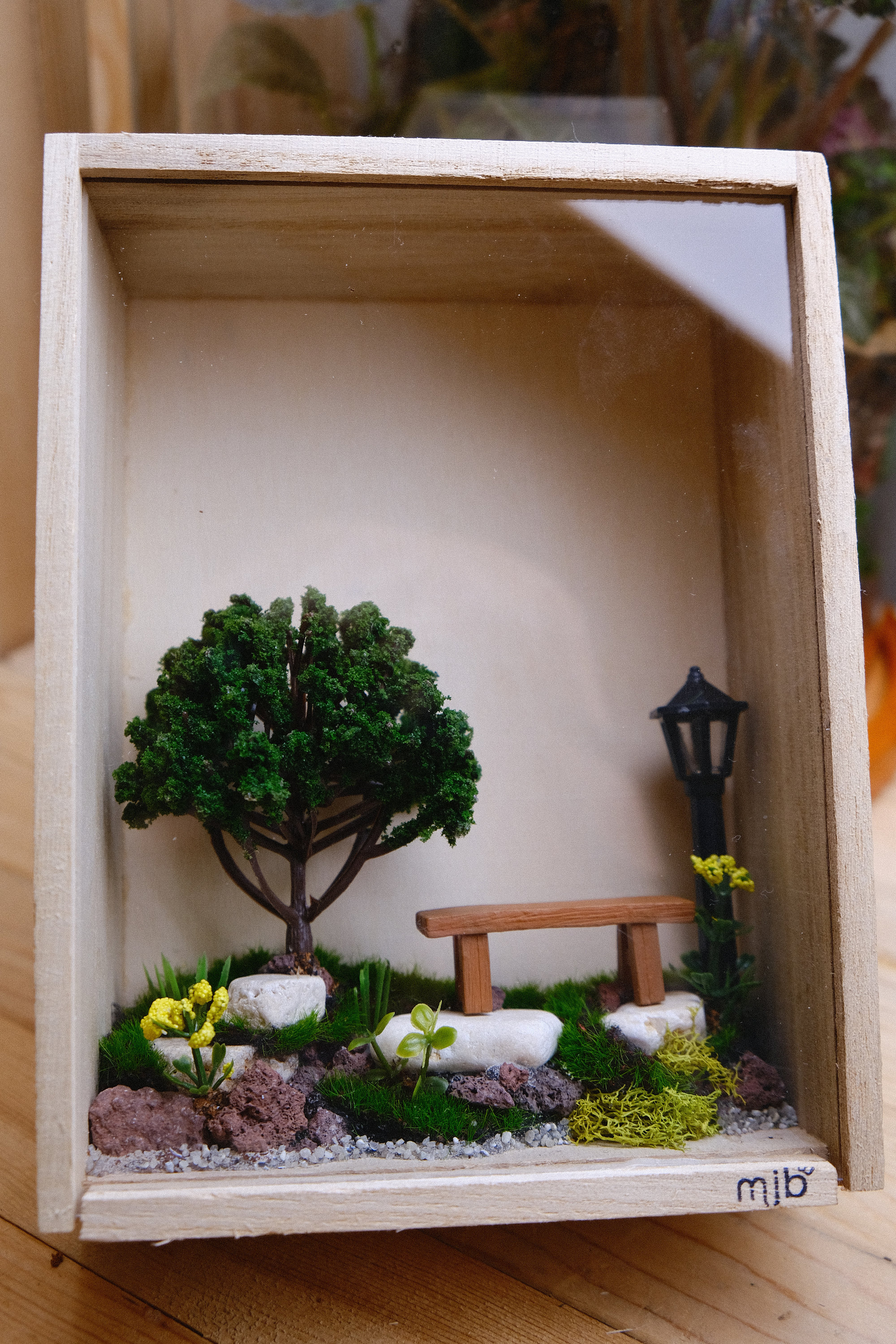 Tiny Bench Handmade Art Miniature Forest Tree Terrarium Art Diorama ...