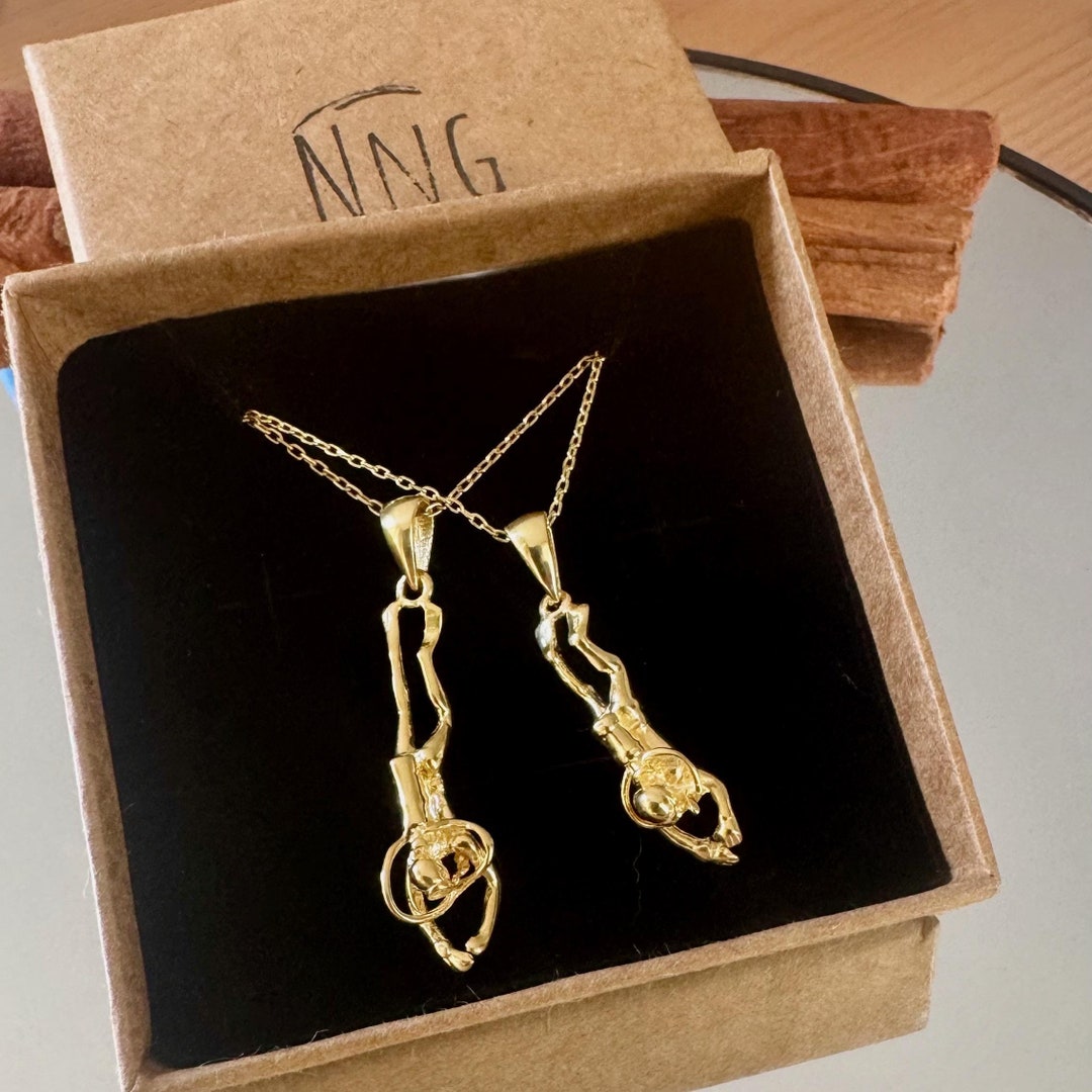 Sterling Silver Scuba Diver Necklace: Ocean Adventure Jewelry - Etsy