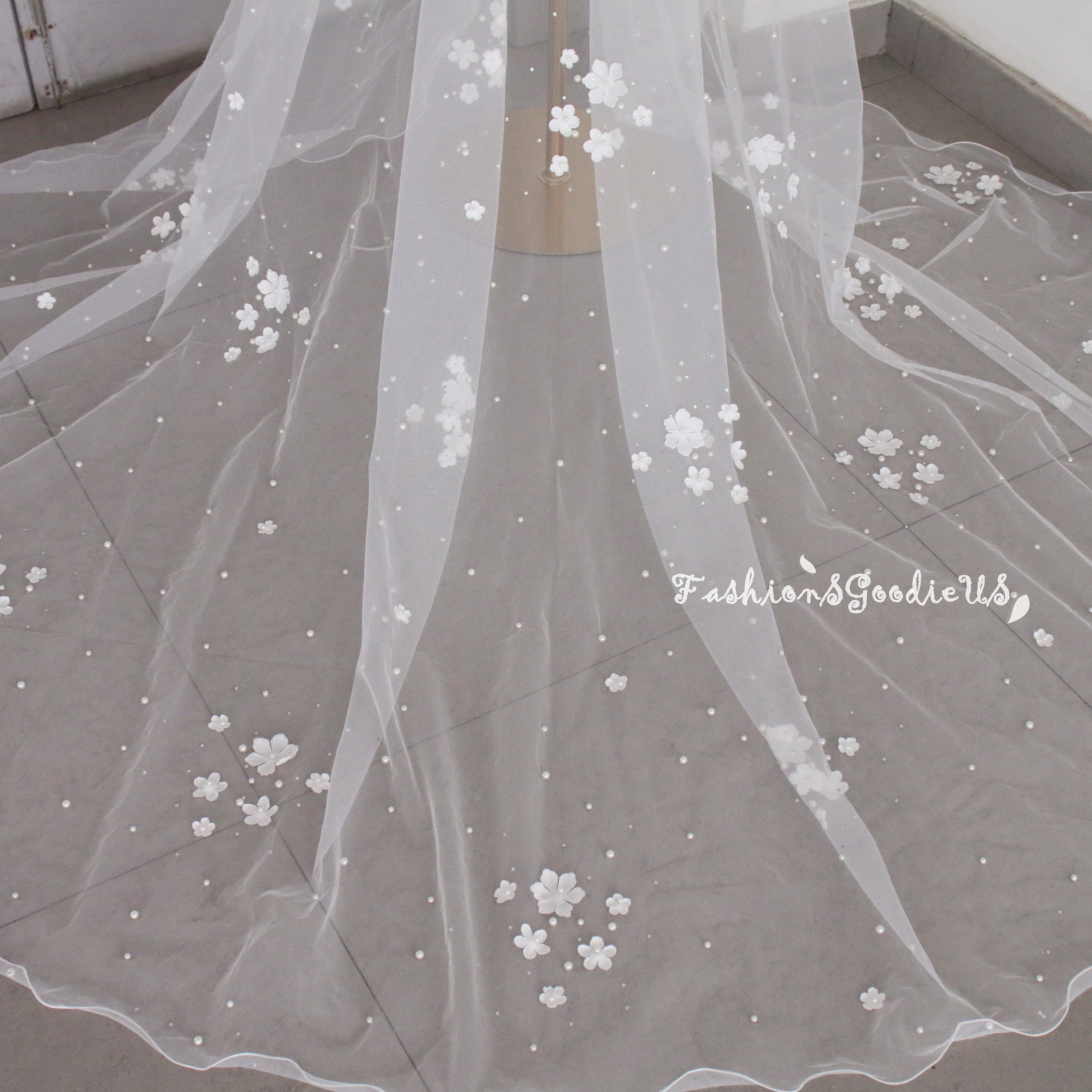Floral Veil 3D Flowers Wedding Veil With Pearls Sparkly - Etsy