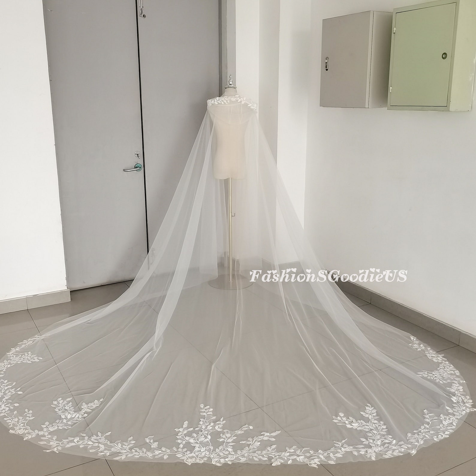 Boho Leaf Lace Wedding Cape Veil, Leaf Lace Cape Veil With Hood, Ivory ...