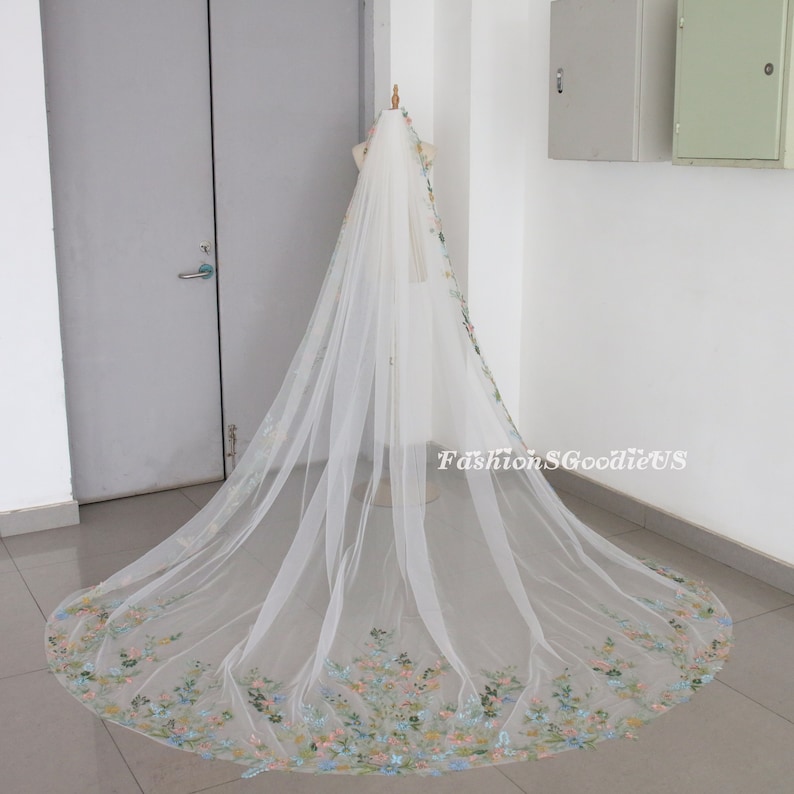 New Spring Wildflower Bridal Veil, Secret Garden Flower Vine Wedding ...