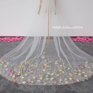 Spring Wildflower Wedding Veil With 3D Flowers, Botanical Leaf Flower ...