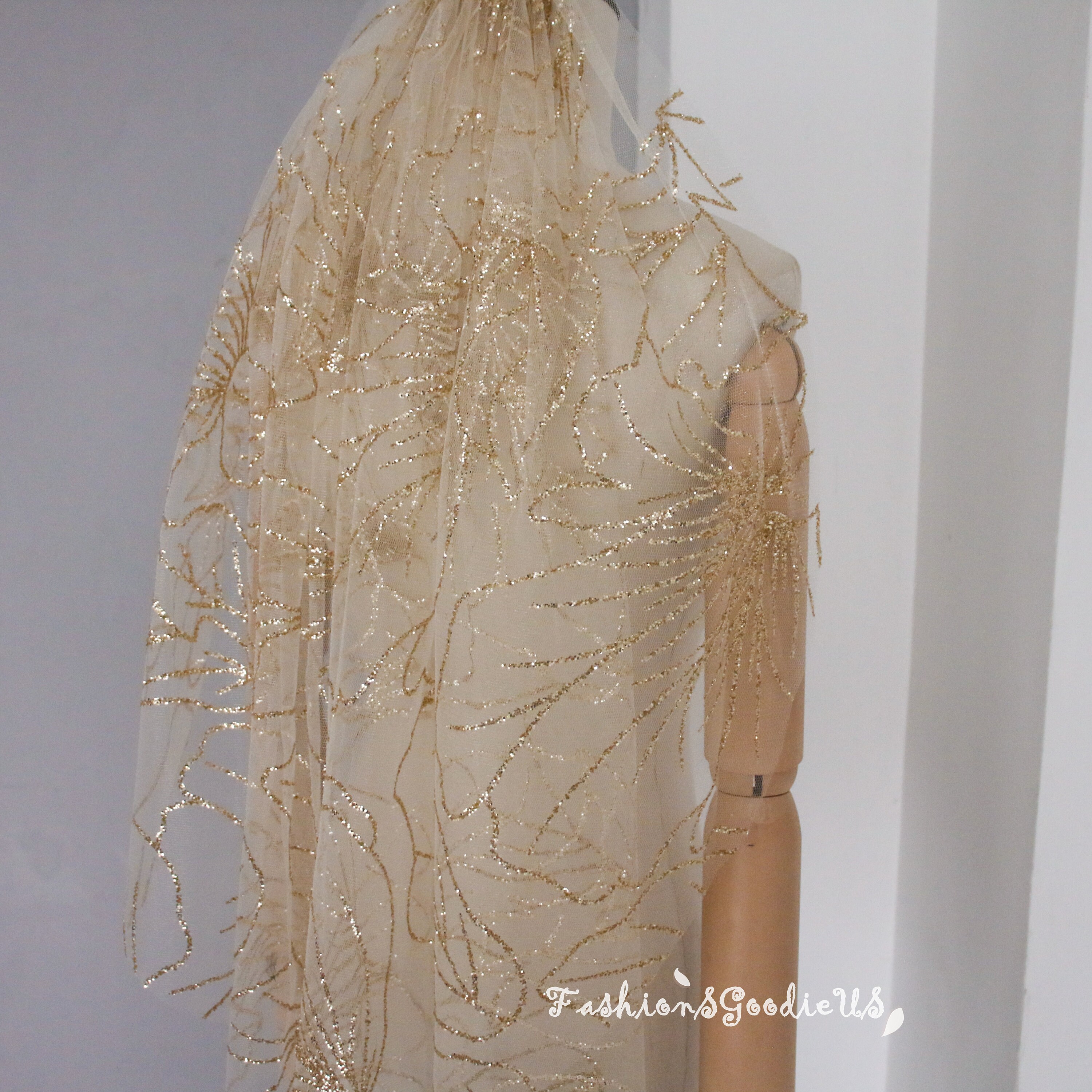 Gold Leaf Flower Wedding Veil, Sparkling Gold Veil, Shinny Short Bridal ...