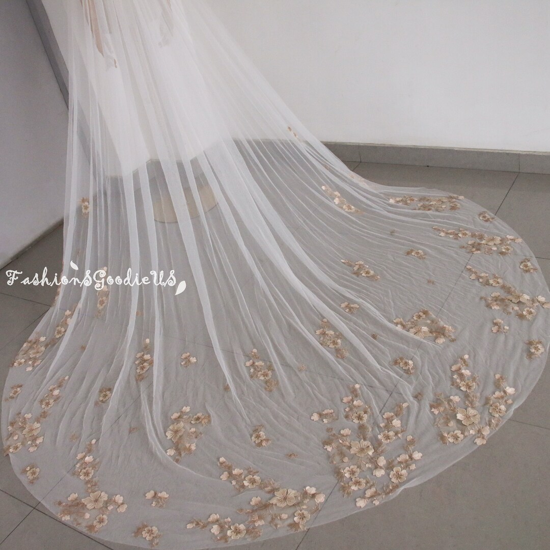 Elegant Gold Lace Wedding Veil, Flower Bridal Veil, Boho One Layer ...
