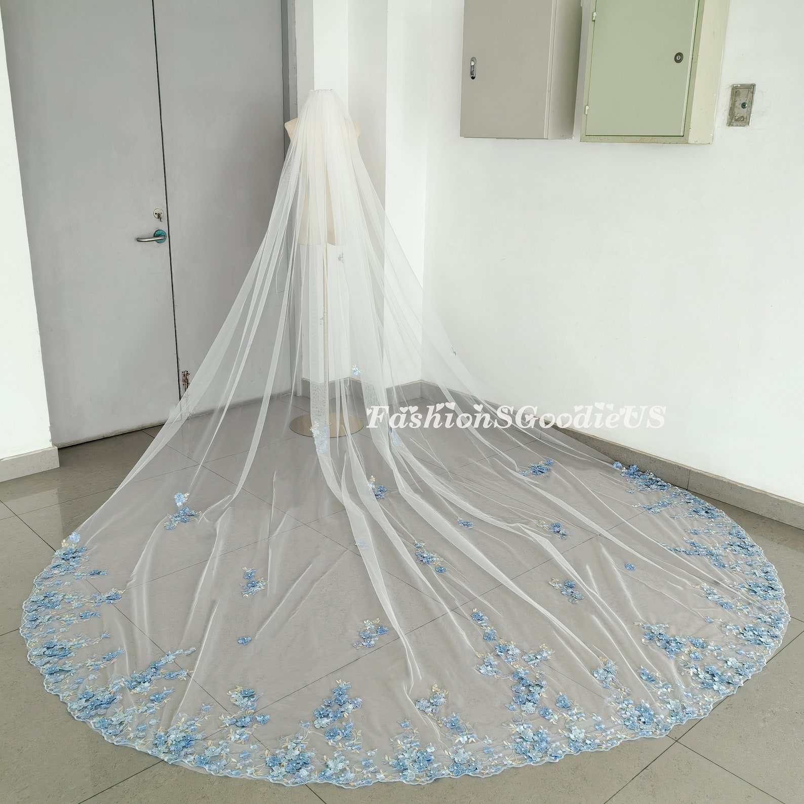 Dreamy Blue Flowery Wedding Veil, Light Blue Flowers With Pearls ...