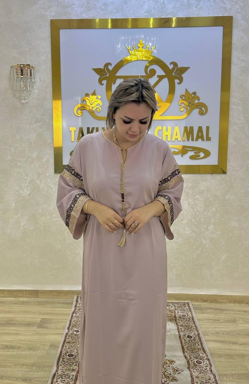Kandoura De La Tradition Marocaine /jellaba/aabaya Pour Femme - Etsy