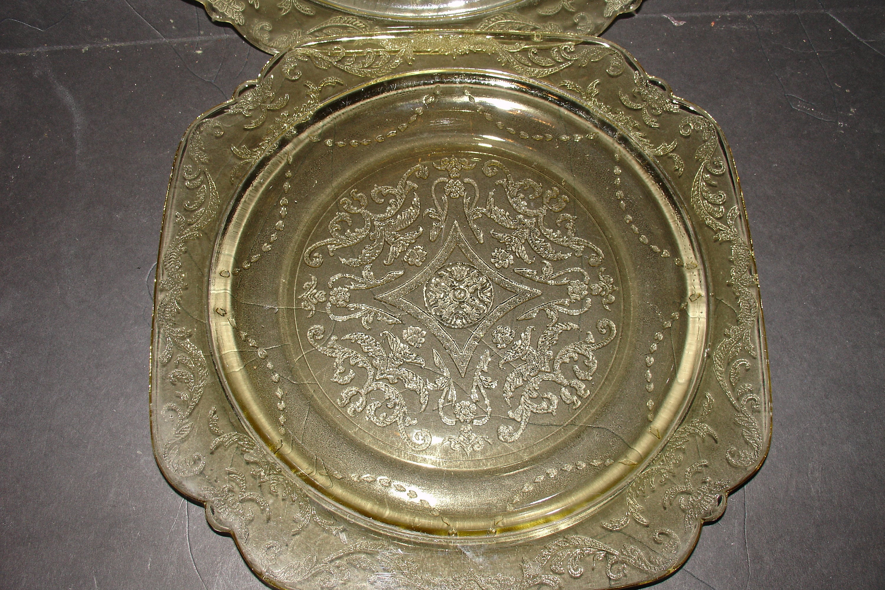 Vintage Golden Amber 9 Inch Square Plates. Madrid Pattern. Set of 2 - Etsy
