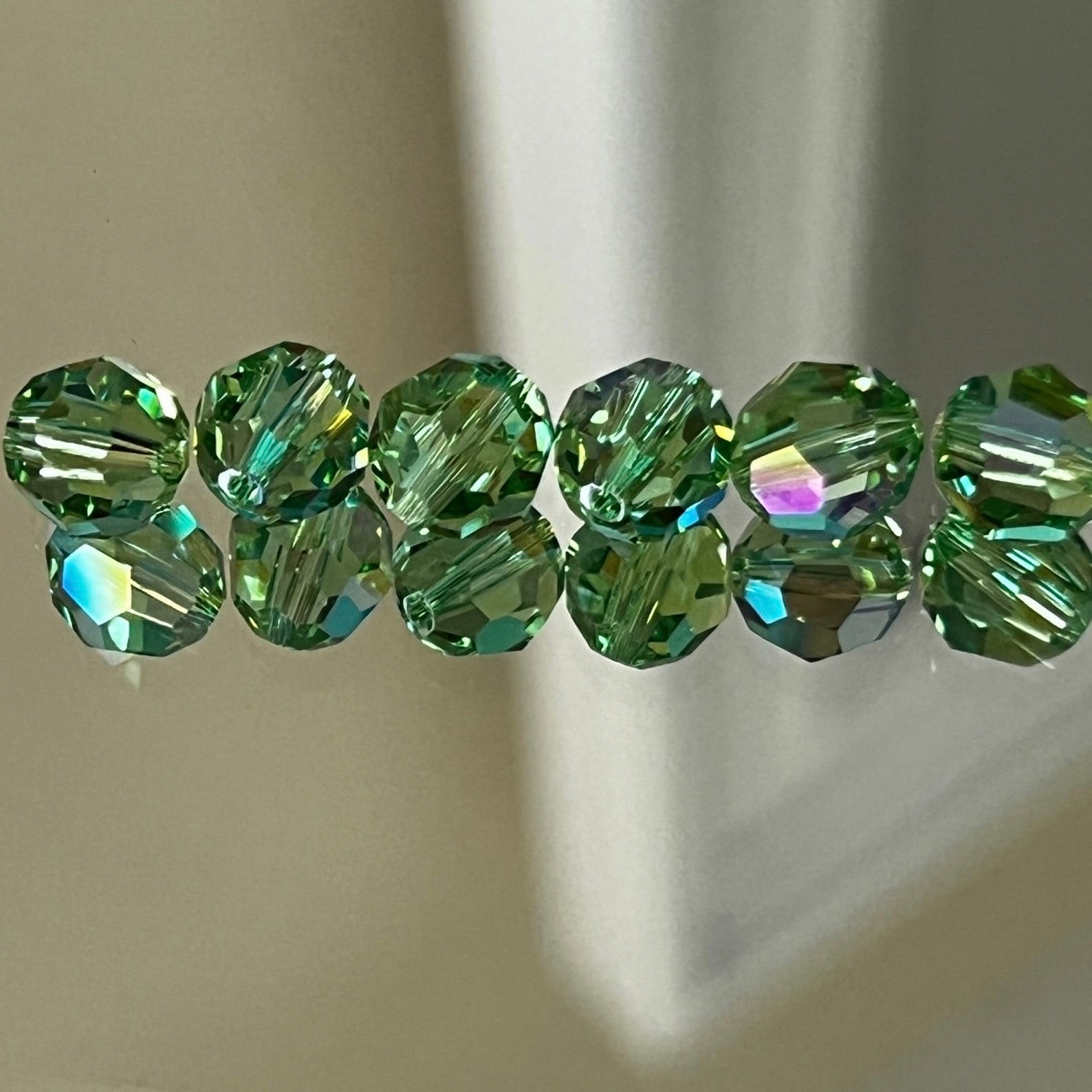 Swarovski Crystal Beads Choice of 4, 6, 8mm Green Crystal Round Beads ...