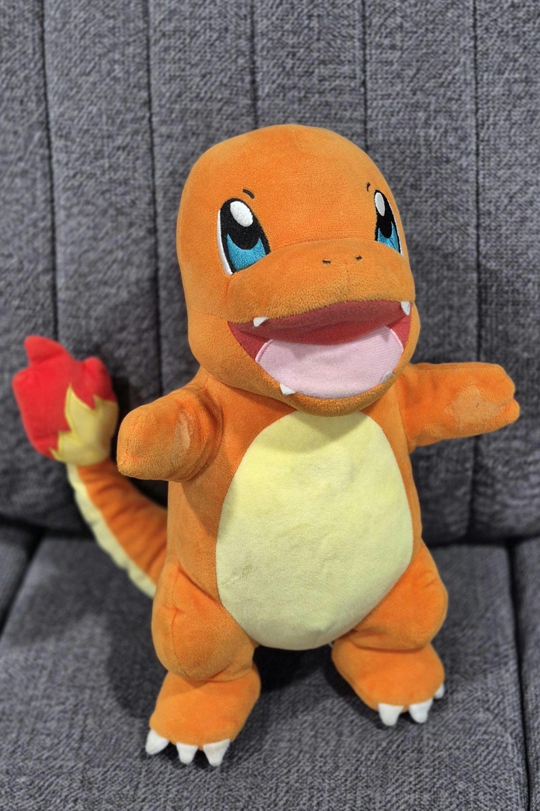 Pokémon CHARMANDER Plush 10" Flame Action Interactive Toy With Lights ...