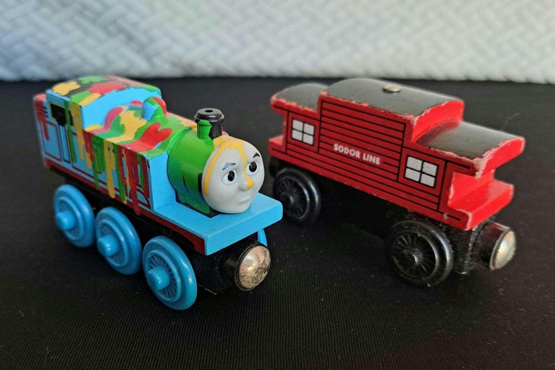 PAINT SPLATTERED Rare Thomas Train Friends & Red Sodor Line Caboose Car ...