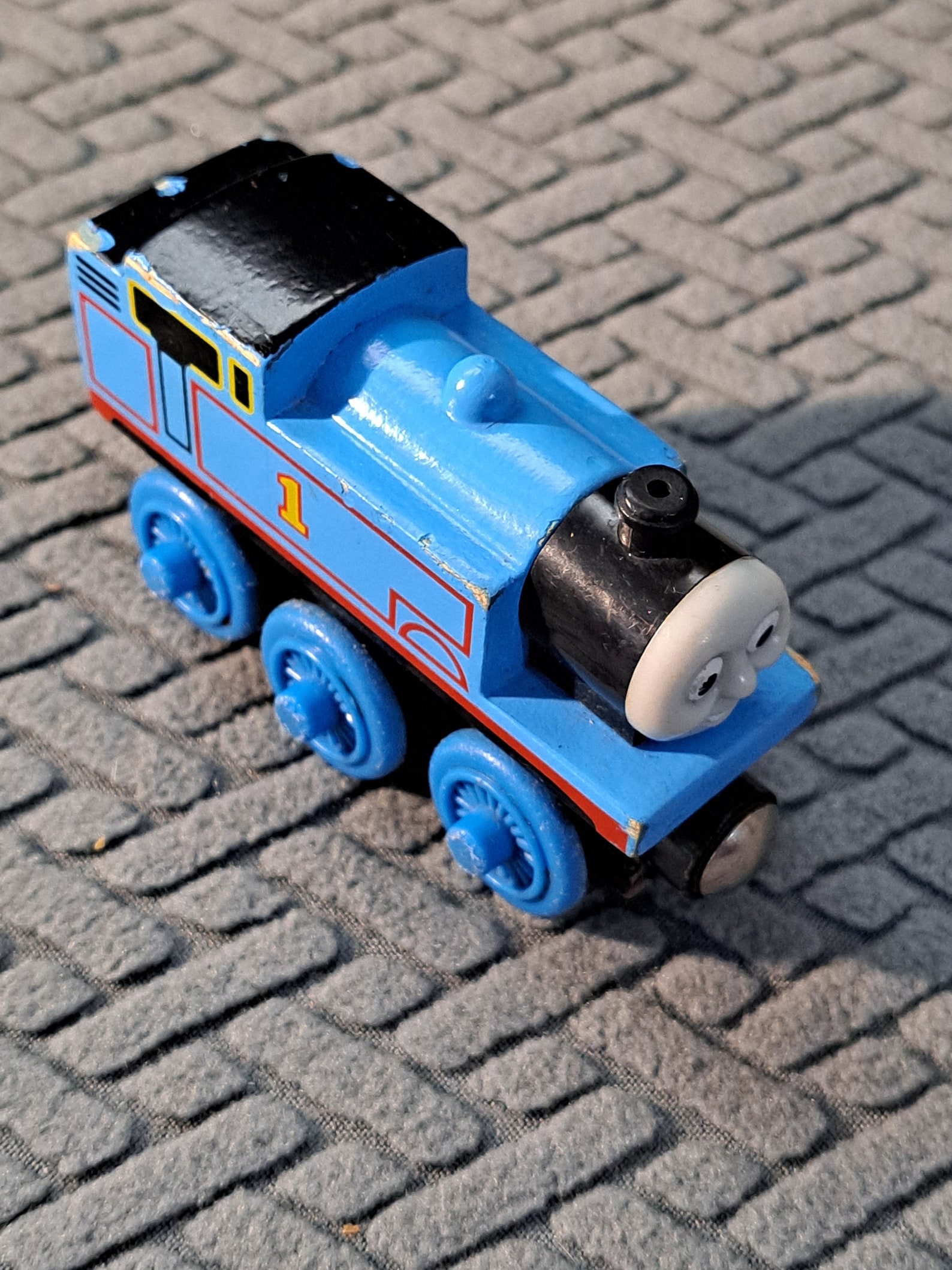 2003 THOMAS the Tank Engine Wooden Train Blue Thomas & Friends Learning ...