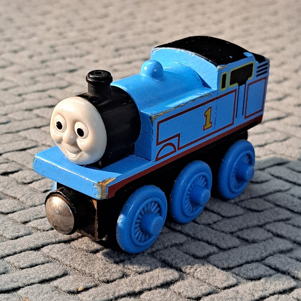 2003 THOMAS the Tank Engine Wooden Train Blue Thomas & Friends Learning ...