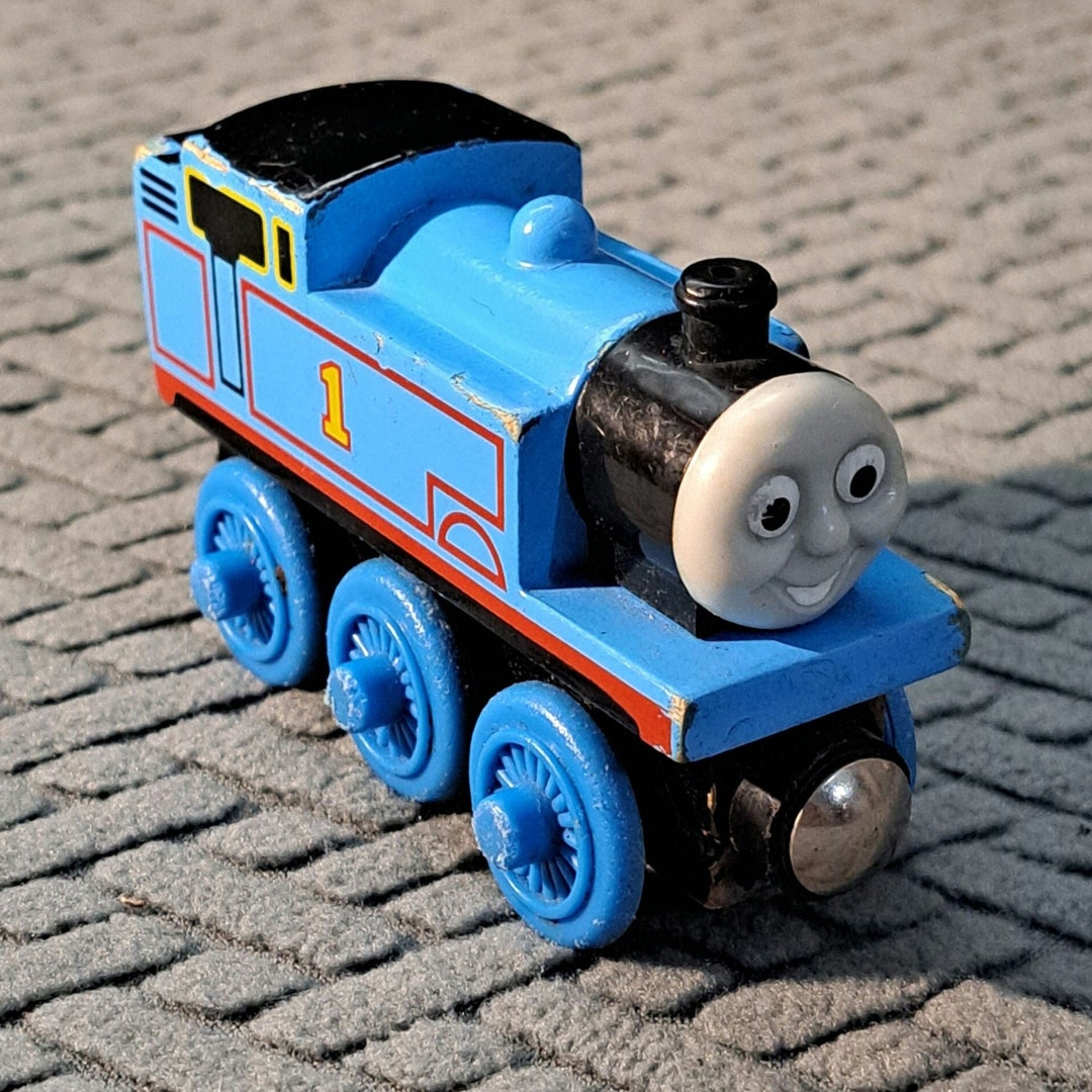 2003 THOMAS Train Tank Engine Wooden Train Blue Thomas & Friends ...