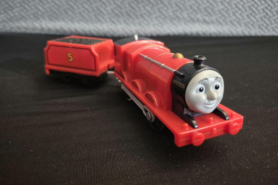 JAMES #5 Trackmaster Thomas & Friends Working Motorized Battery ...