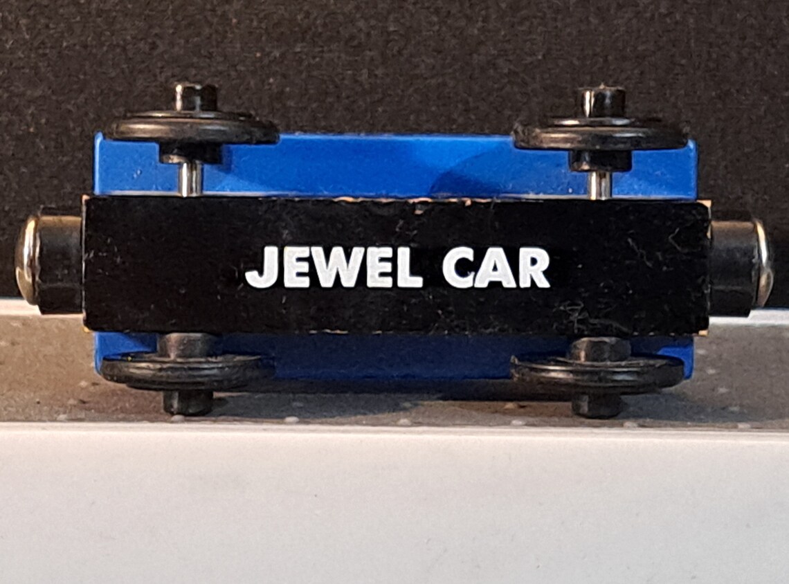 JEWEL Car Thomas Wooden TRAIN Railway Treasure Chest Gems Cargo Car ...