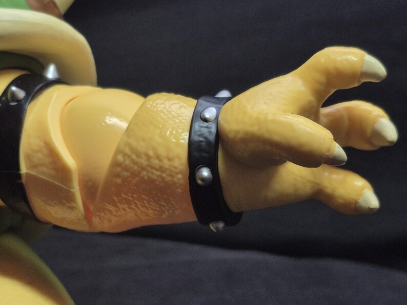 BOWSER Super Mario 7" Action Figure FIRE Effect & Breathes SMOKE, 15 ...