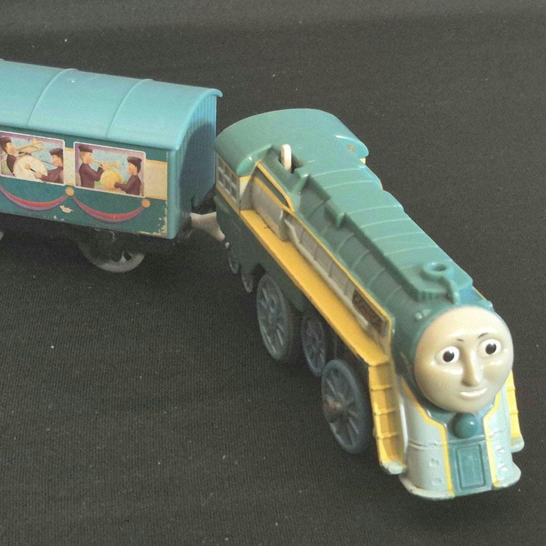 CONNOR Trackmaster Thomas Train Motorized With Passenger Brass Band Car ...