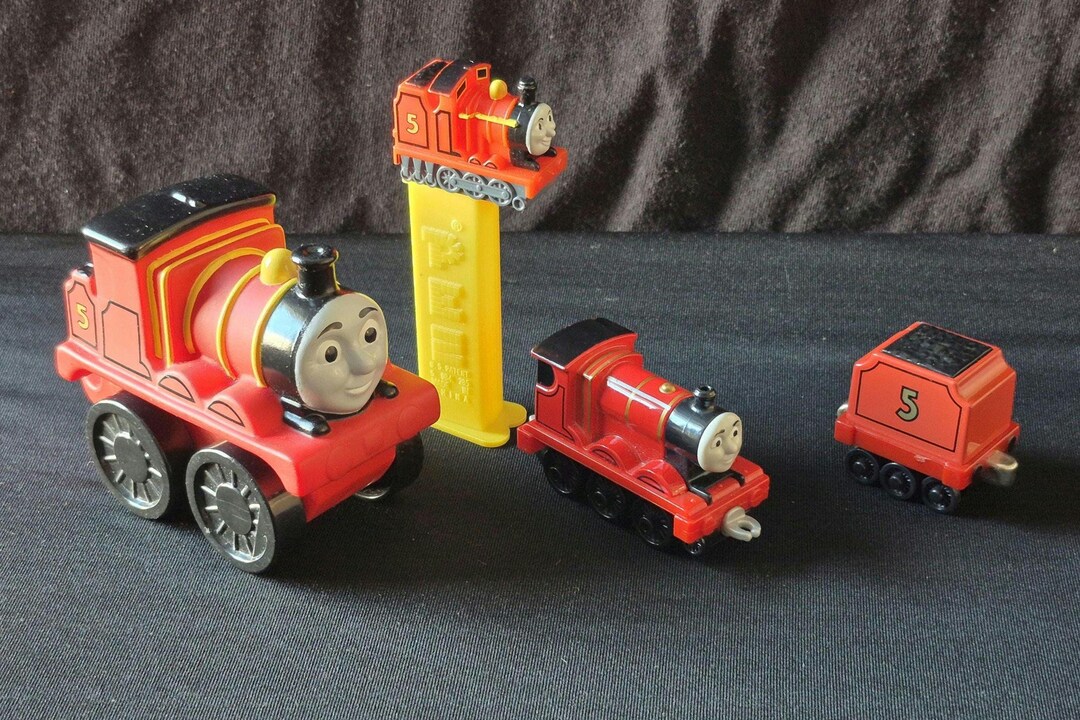 JAMES #5 PEZ Take-n-play Thomas Train Lot Tender Large James Toddler ...