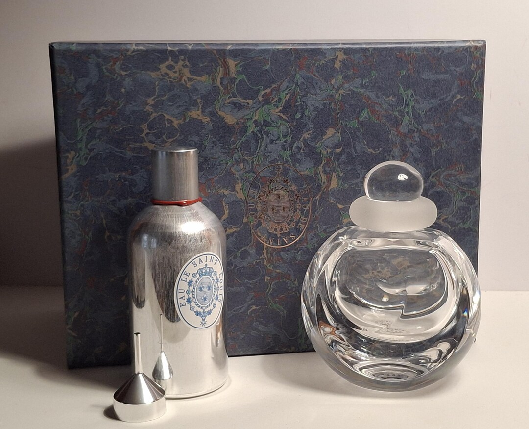 Eau De Saint Louis, Flacon De Parfum En Cristal Dessiné Par Serge ...