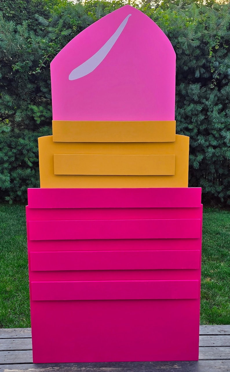 Lipstick Treat Wall/ Display - Etsy