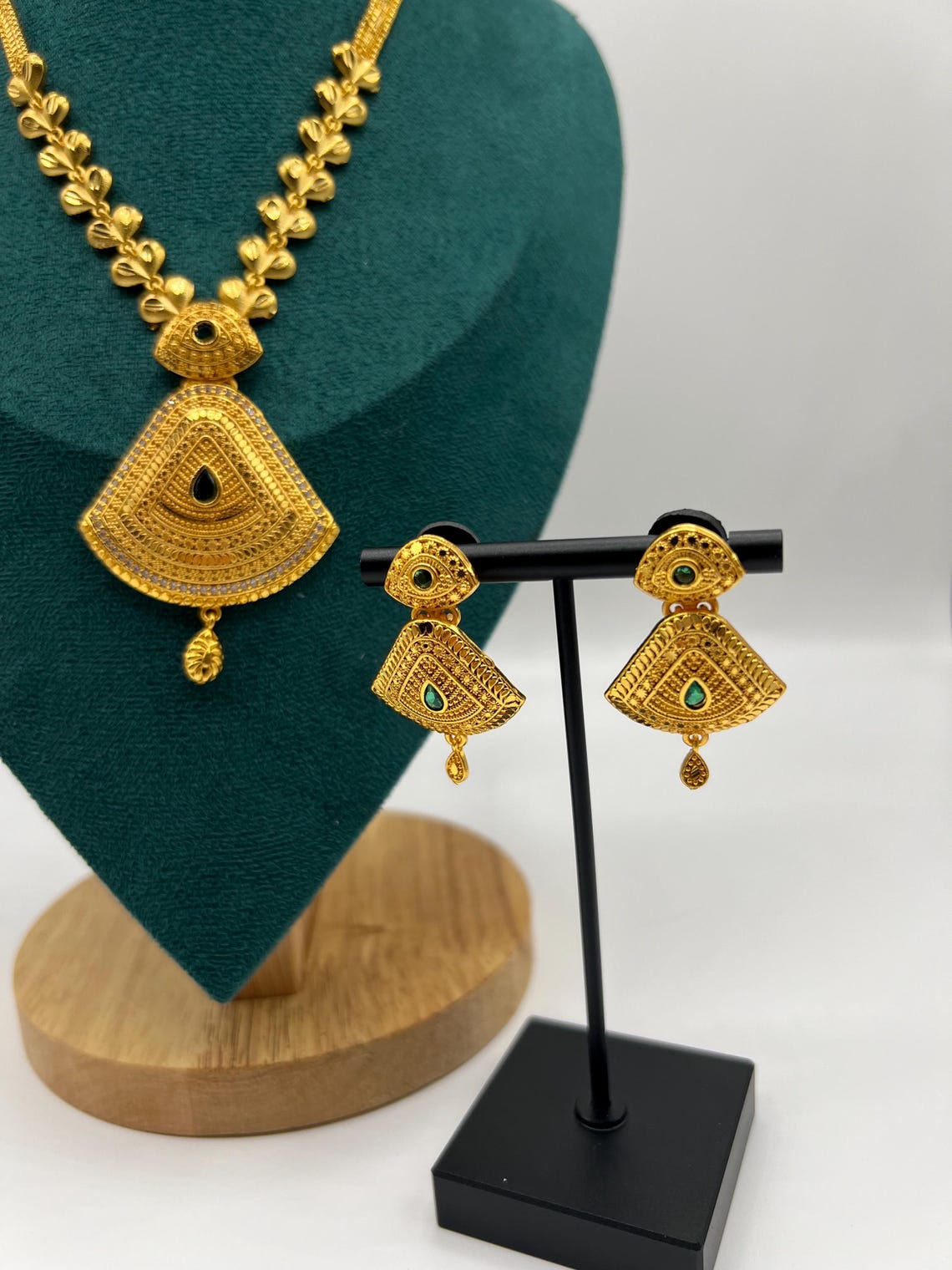 Gold Plated Mini Rani Haar, Set With Earrings, Inspired by Indian ...