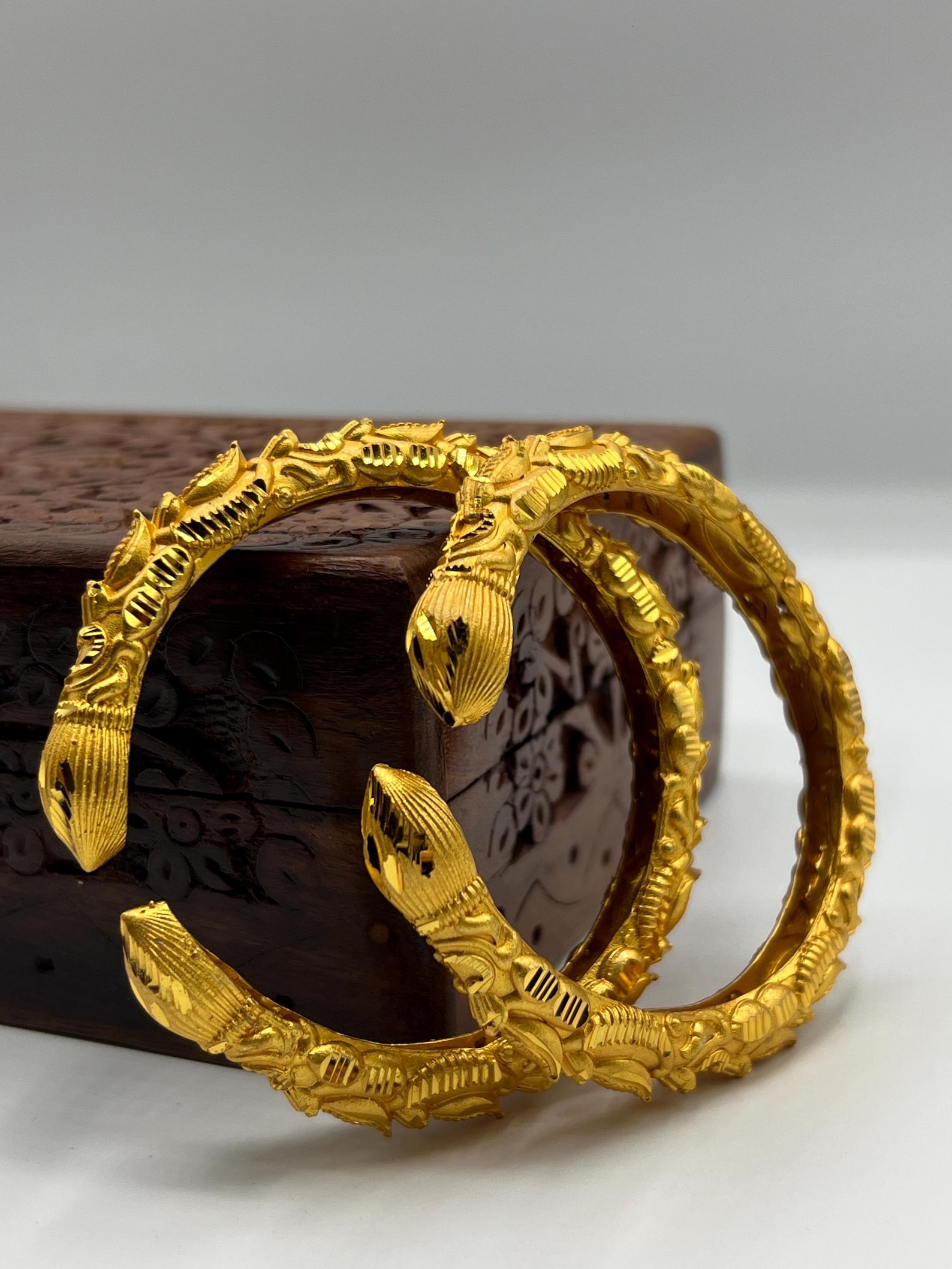 Gold-plated Adjustable Nepali Bungey Bala, Unique Kade Bala Design ...