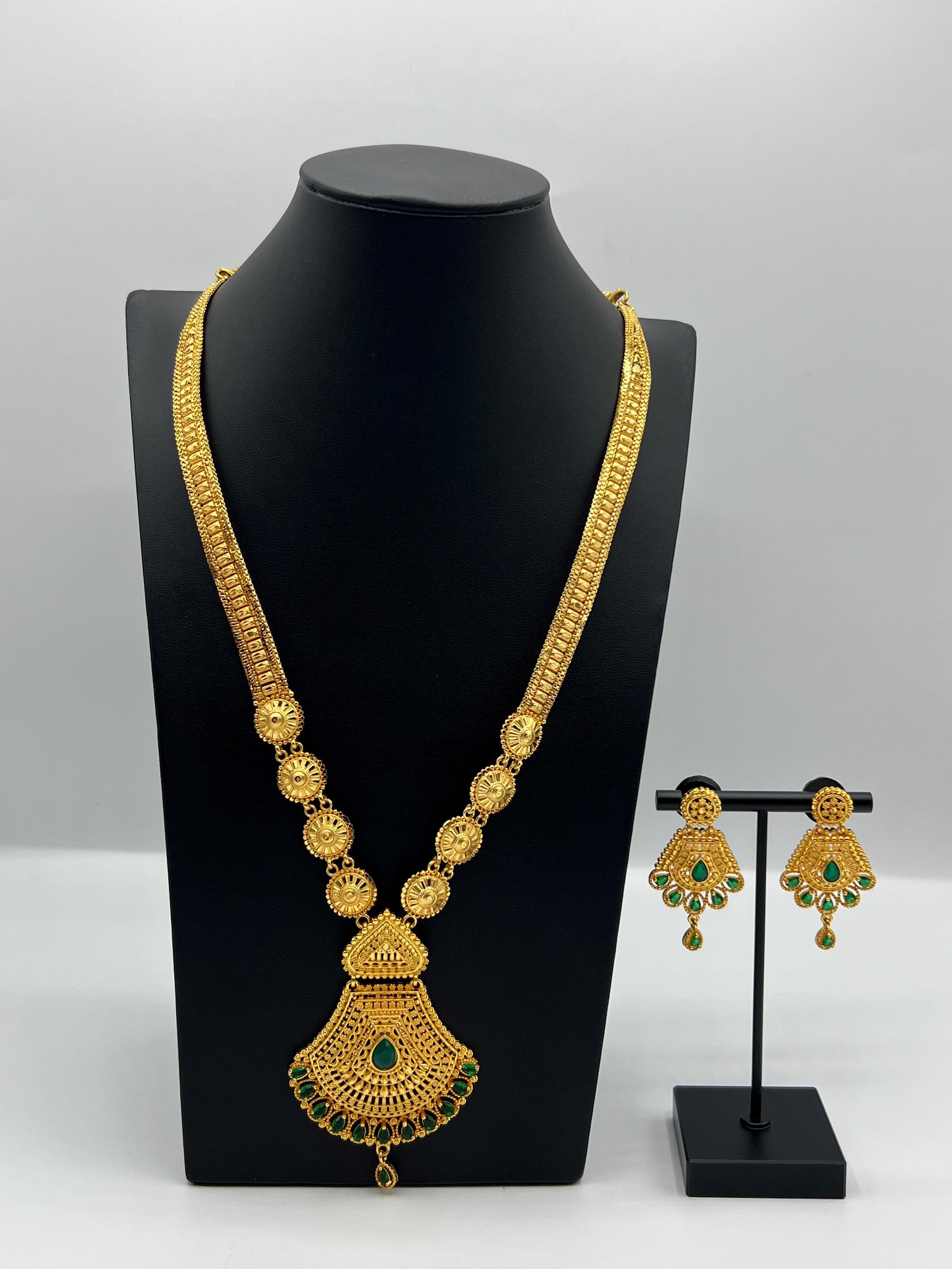Traditional Nepali & Indian Rani Haar | 24K Gold Plated With Green ...