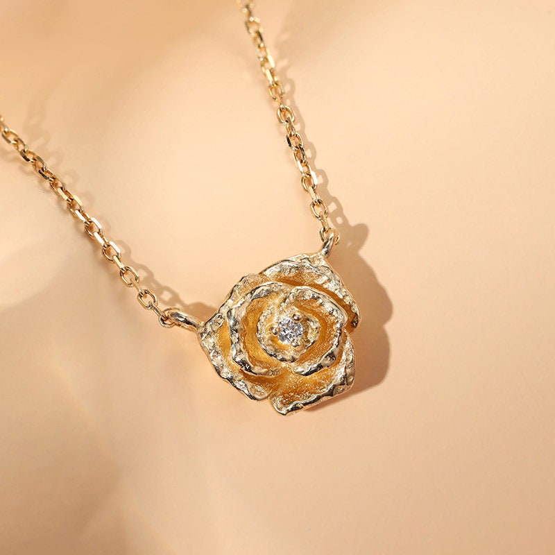 Solid 14K Rosa Necklace Rose Shaped Pendant With Round Natural Diamond ...