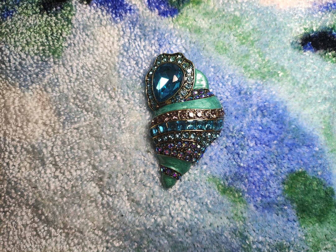Shell Brooch Pin Detailed Glitter Beautiful Blue Sea Animal Gift Unique ...