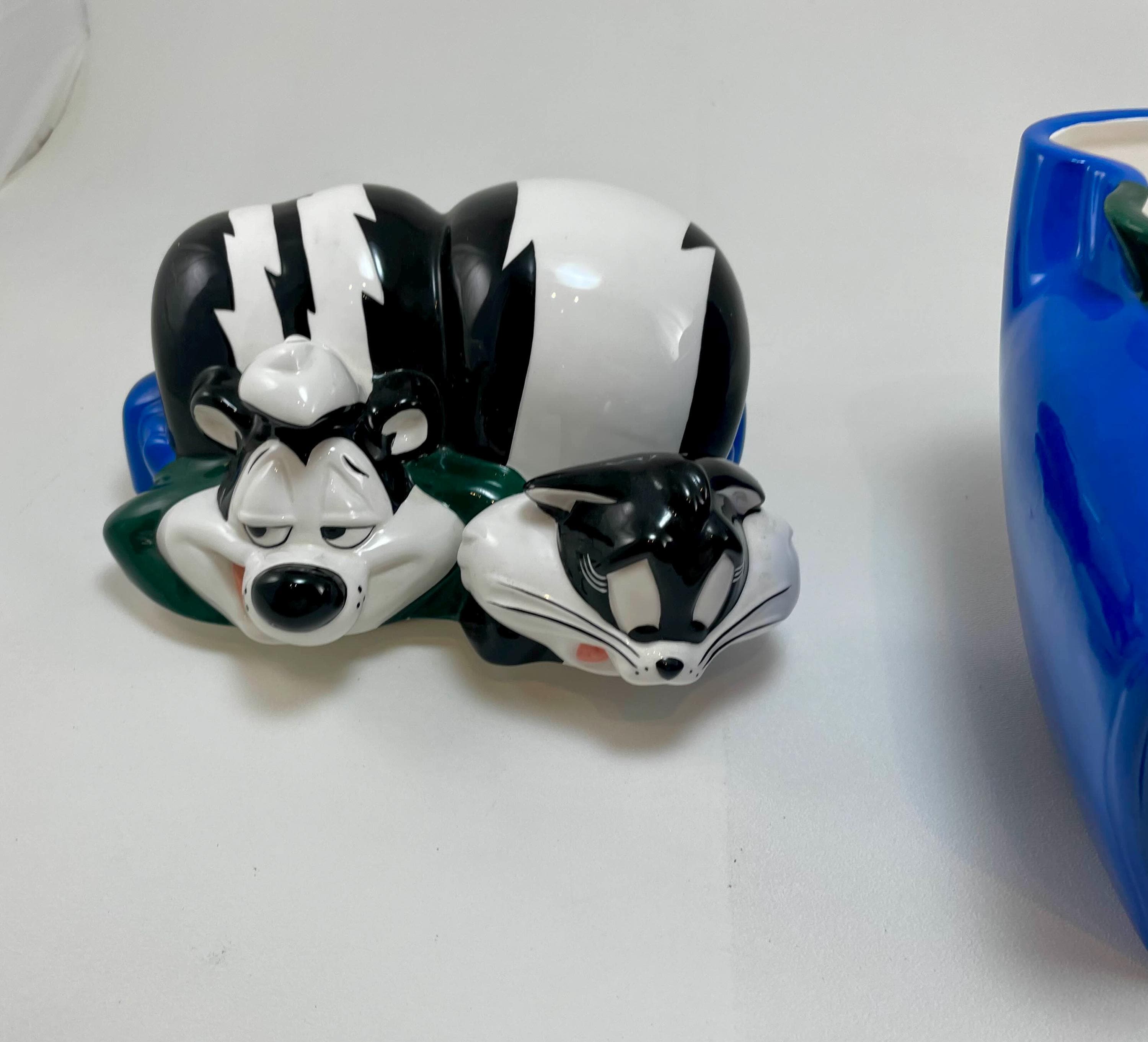 Looney Tunes Ironic Cringe Cookie Biscuit Jar - Etsy