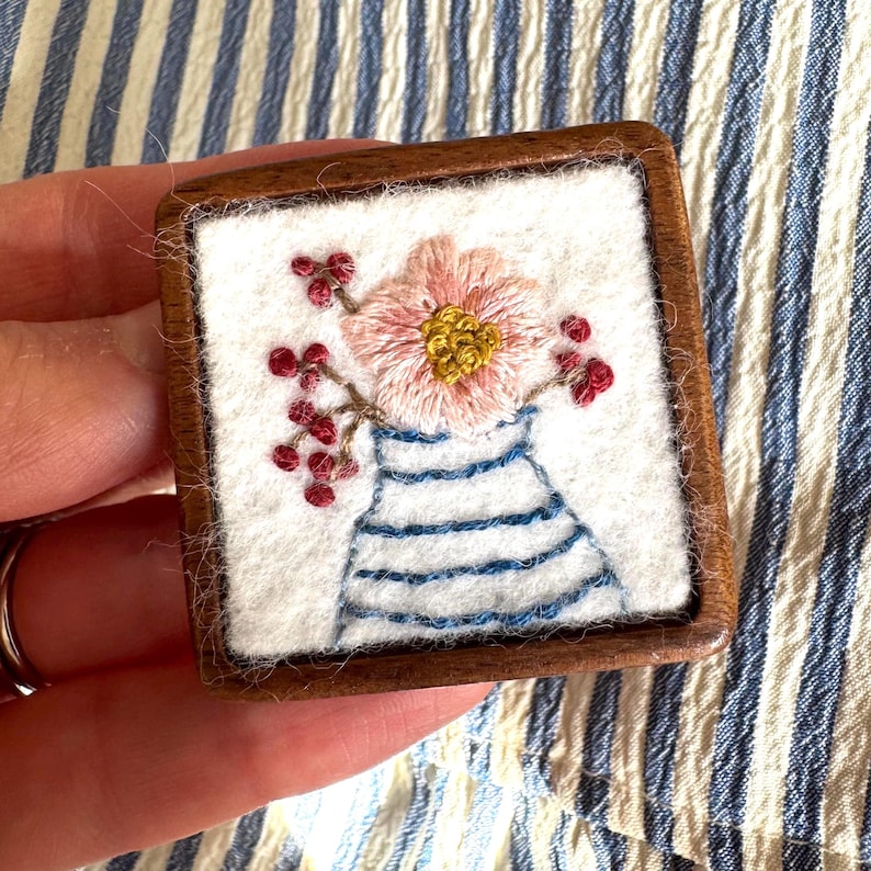 Hand Embroidered Floral Bouquet Brooch Pin ~ Wood Backing - Etsy