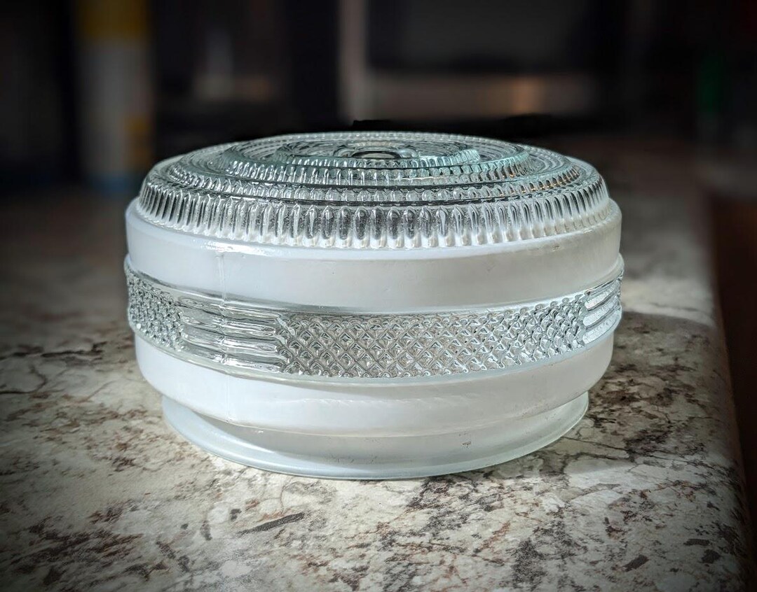 Vintage 1950s-1960s MCM Circular Frosted and Clear Textured Glass Light ...