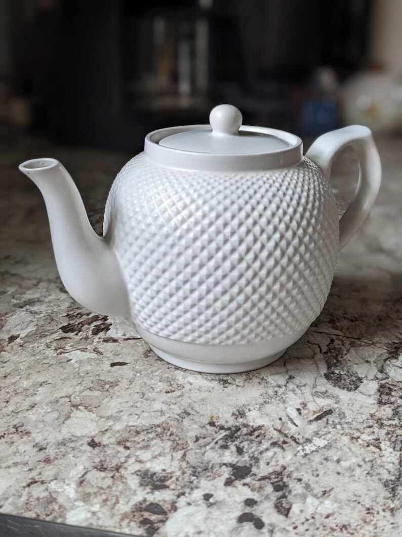 Rare Sasaki Waffle Parchment Teapot Designed by Ward Bennett Made in ...