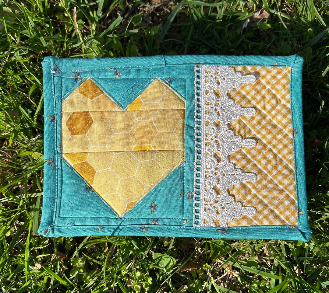 Quilted Heart Mug Rug- the Best Coaster Substitute! - Etsy