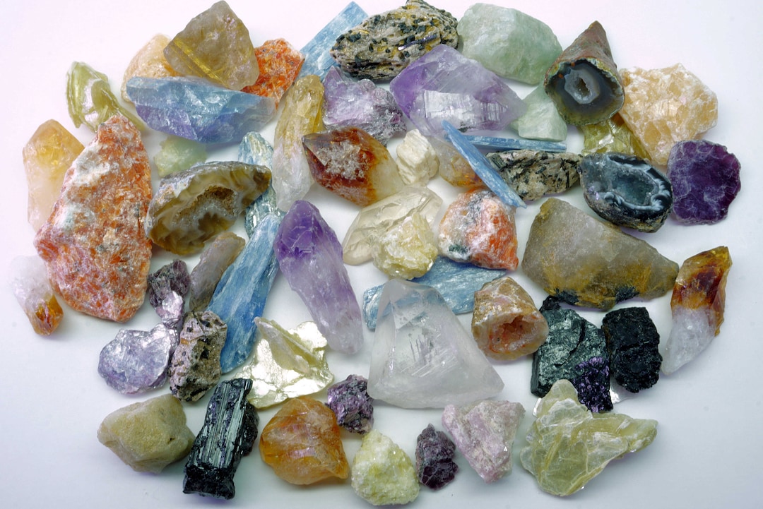 Crafters Brazil Mix 1/2 Lb Natural Crystals Mineral Specimens Mixed ...