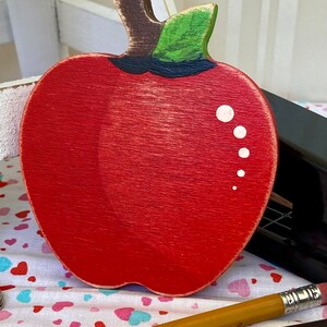 Apple-solutely! Wood Apple Teacher Appreciation Gift / Apple Tiered ...